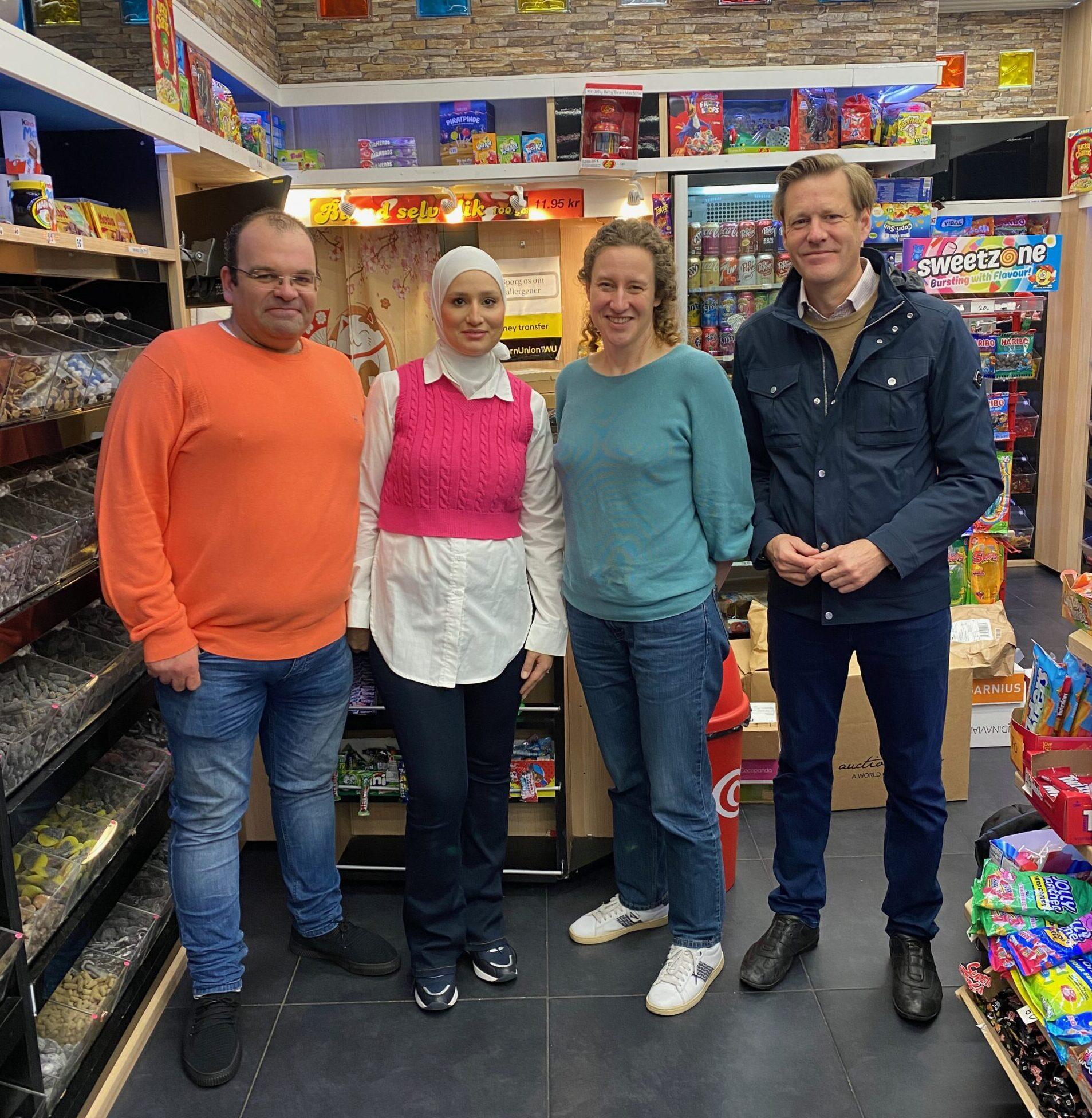 Bank smed Hassan ud. - Lars Arne Christensen